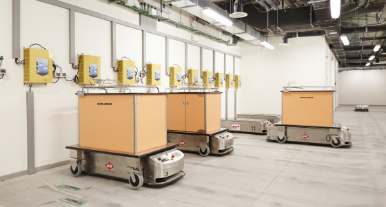 AUTOMATED GUIDED VEHICLES AGVs for industry, healthcare, logistics and ...