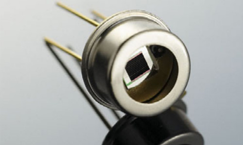 Thermopile sensors, arrays, imaging and pyroelectric sensors