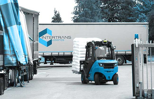 locates and identifies pallets, vehicles in intralogistic, autonomous ...