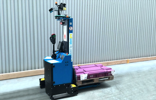 locates and identifies pallets, vehicles in intralogistic, autonomous ...