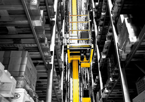 Shuttle and Rail-guided stacker cranes by Dambach Lagersysteme