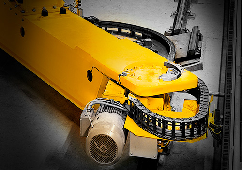 Shuttle and Rail-guided stacker cranes by Dambach Lagersysteme