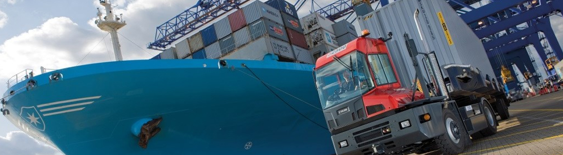 Vehicles and Forklift Trucks - handling containers at ports by Kalmar
