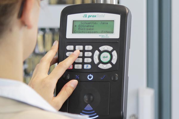 Key Management Systems and Smart Storage by Deister Electronic