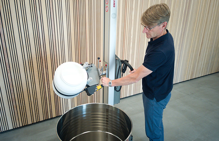 Multi purpose lifters, Stainless steel for box, reel and drum handling ...