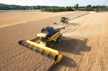 New Holland CX7000/8000 Elevation Combines - The cleanest grain sample ...