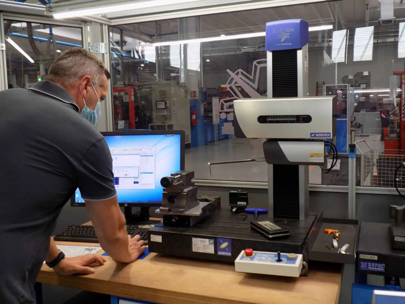 ACCRETECH's new SURFCOM NEX helps P.E.L Pintossi flexibly overcome ...