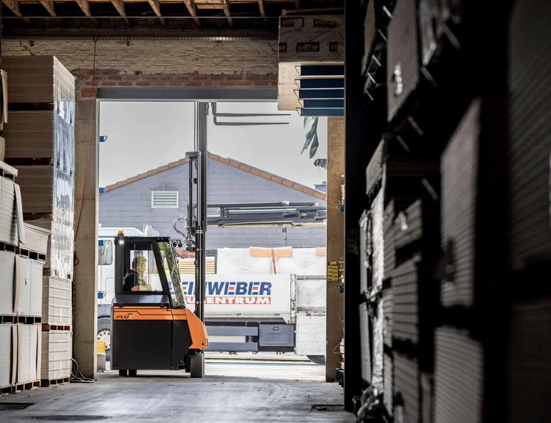 New FluX 45 by HUBTEX: Combined pallet and long goods transport ...