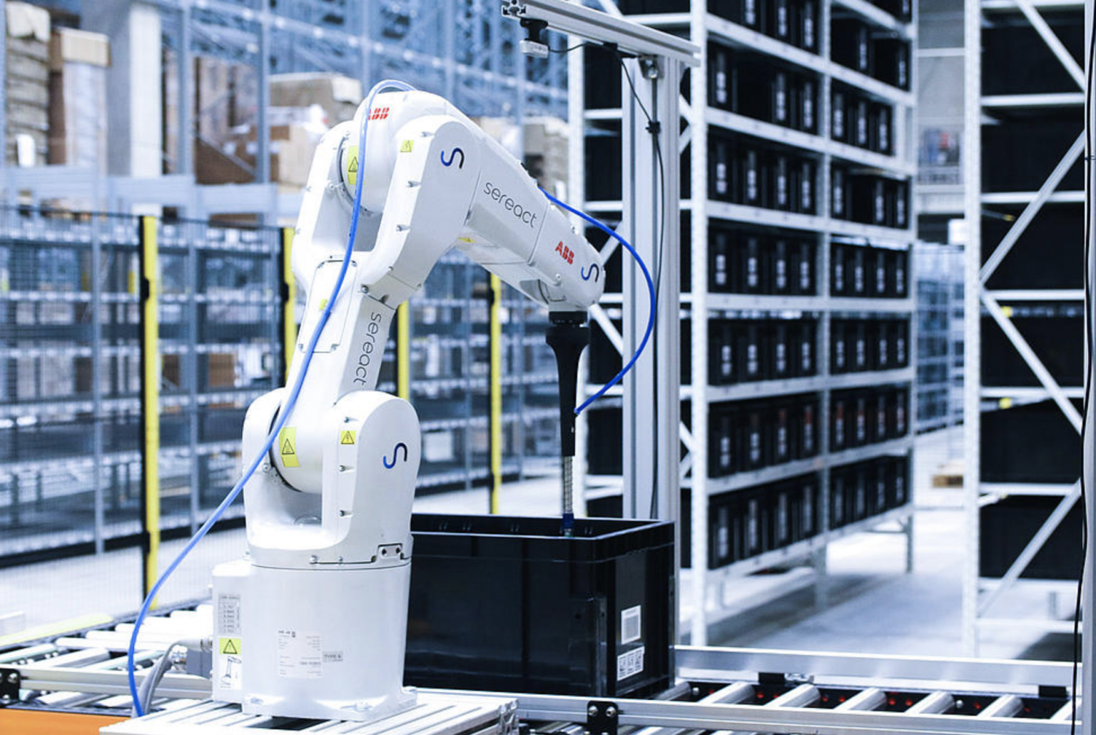 LogiMAT: Unitechnik robotics study and live demo with Sereact ...