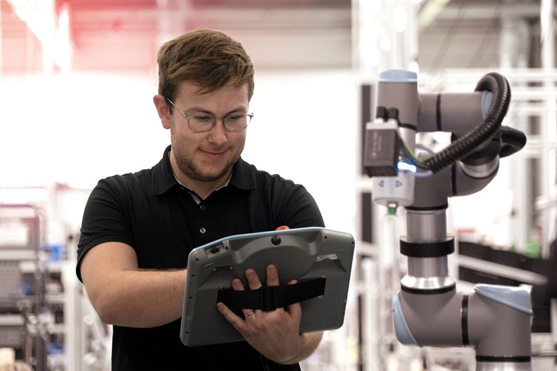 SensoPart launches its new VISOR Robotic URCap designed for vision ...