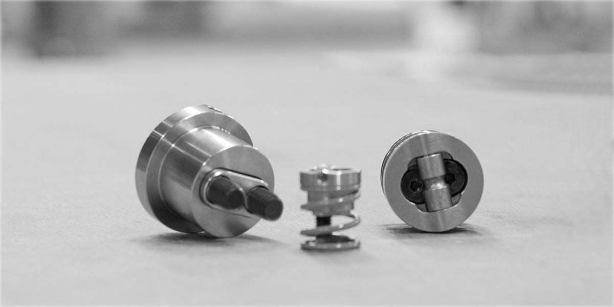 SLIDER HOLDING DEVICE WITH ROLLER - EXPO21XX.com NEWS